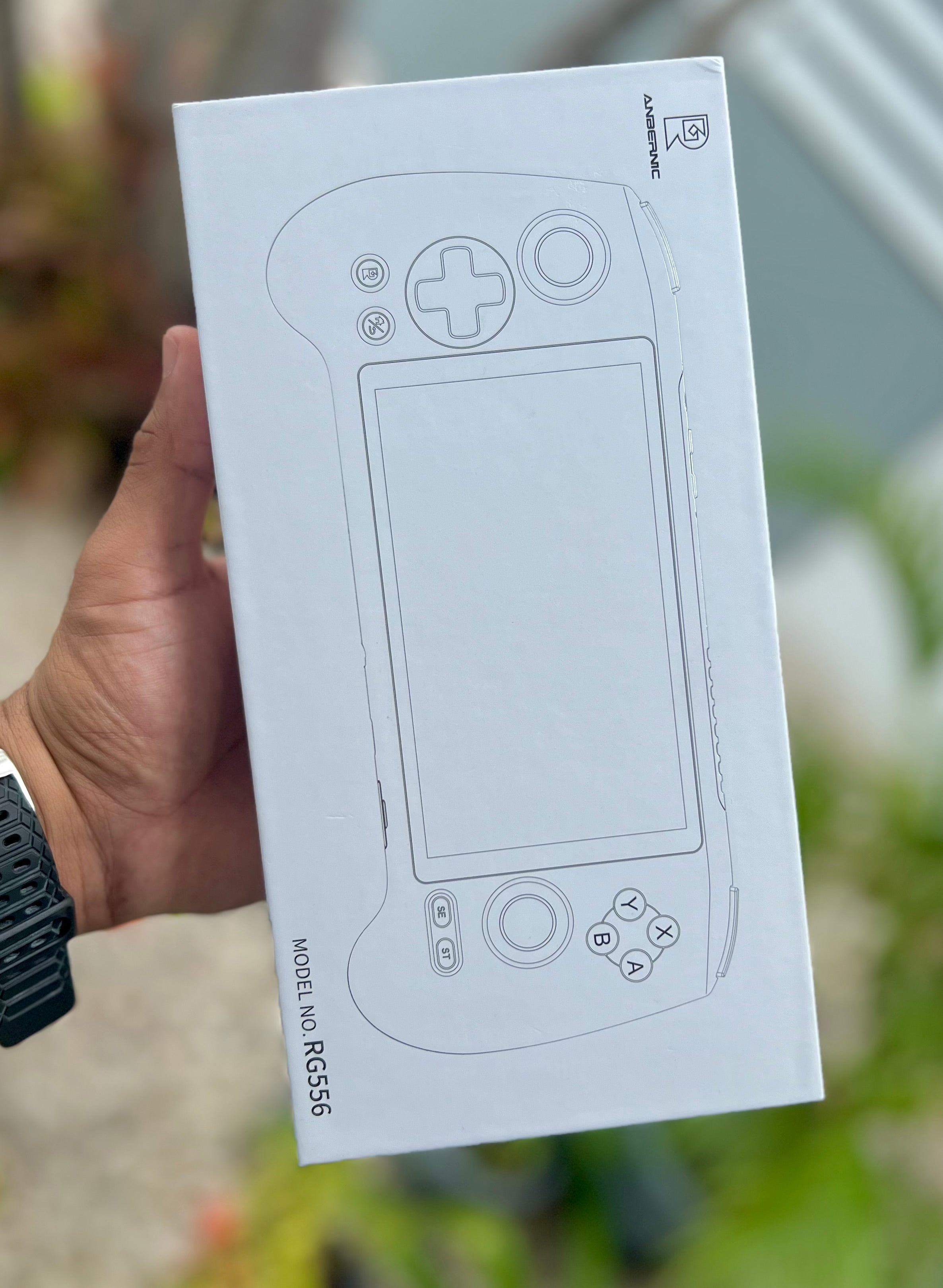 Anbernic RG556 🎮 – MikeTech